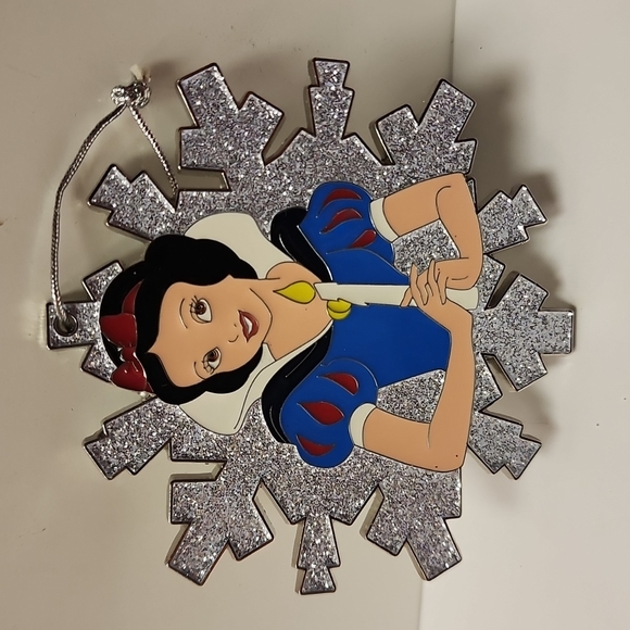 Disney | Holiday | Disney Snow White Metal Snow Flake Christmas ...